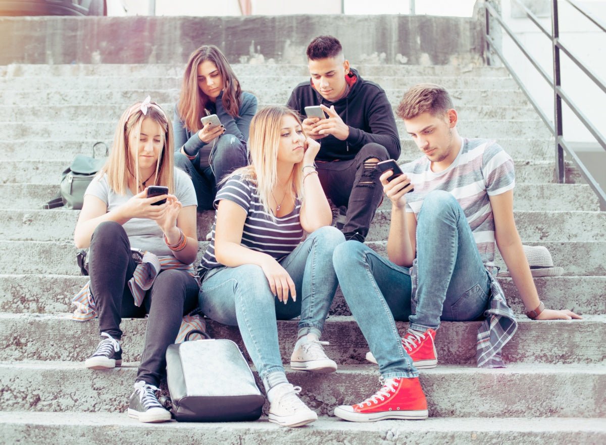 How to manage cell phones in class